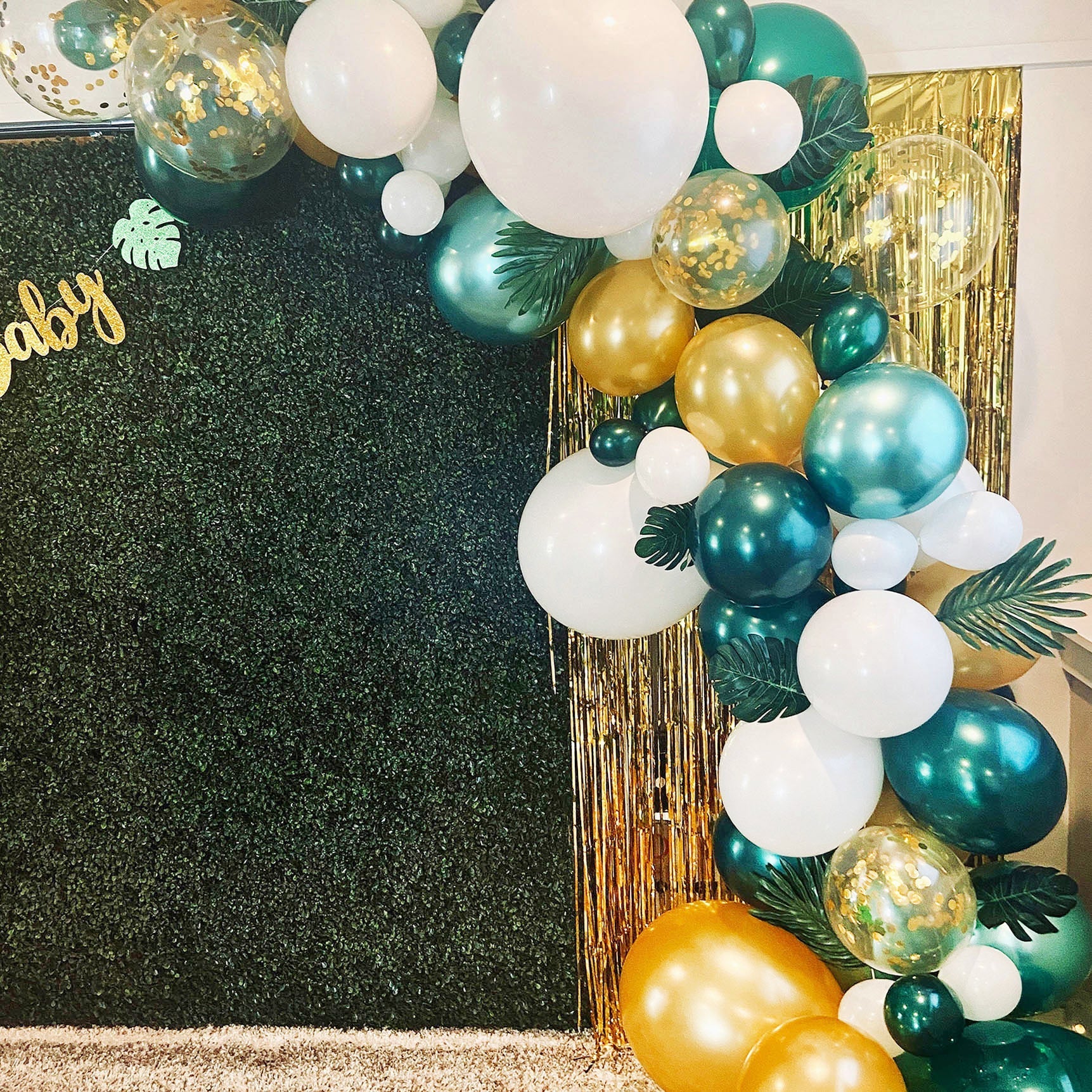 Wild Jungle Safari Balloon Garland Kit – Green, White & Gold ...